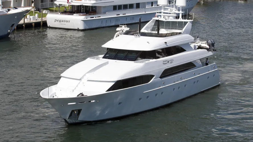 Cupcake yacht (Westship, 40.23m, 2000)